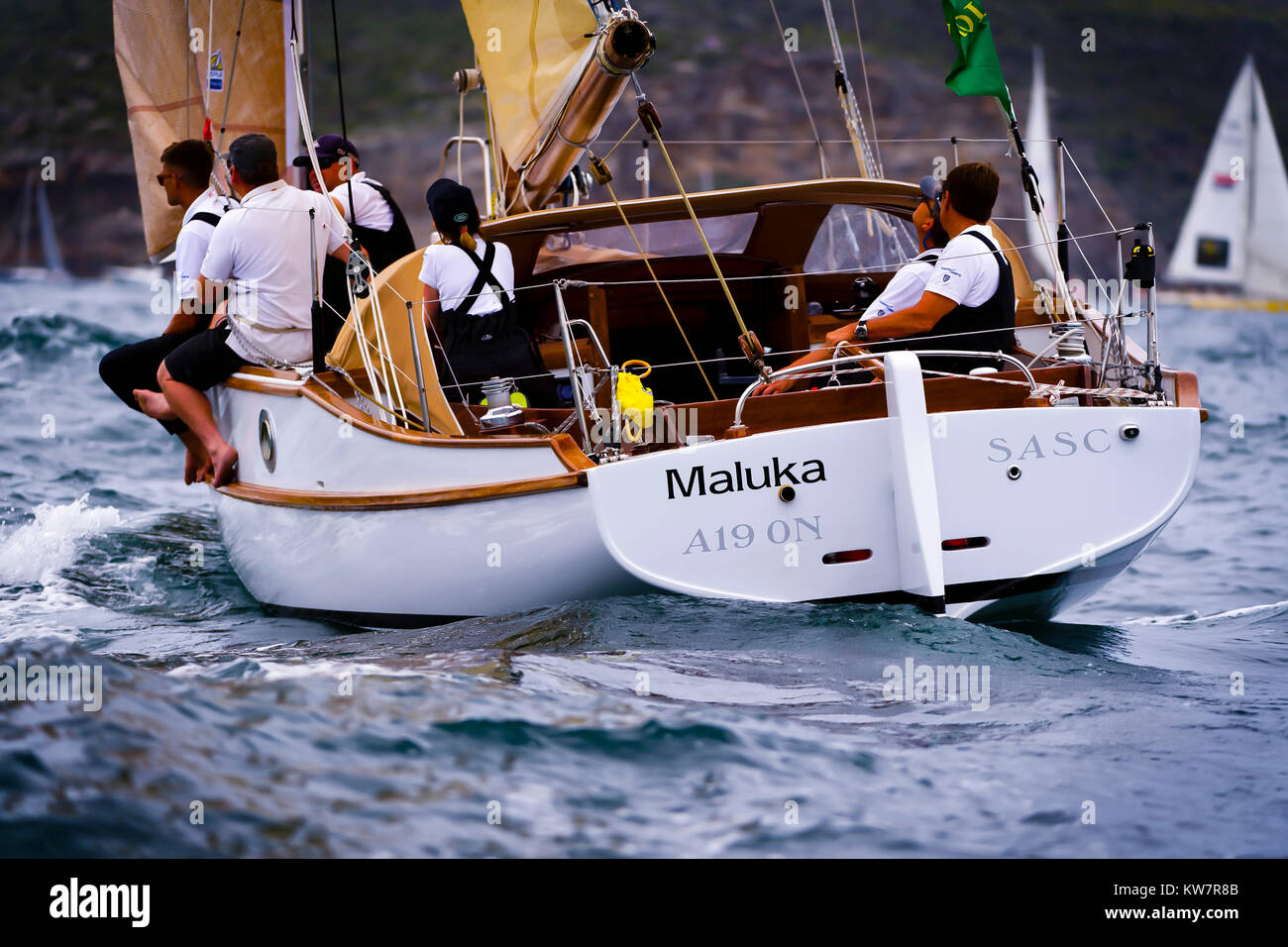 'Maluka' owned/skippered by Sean Langman heads out of Sydney Harbour to ...