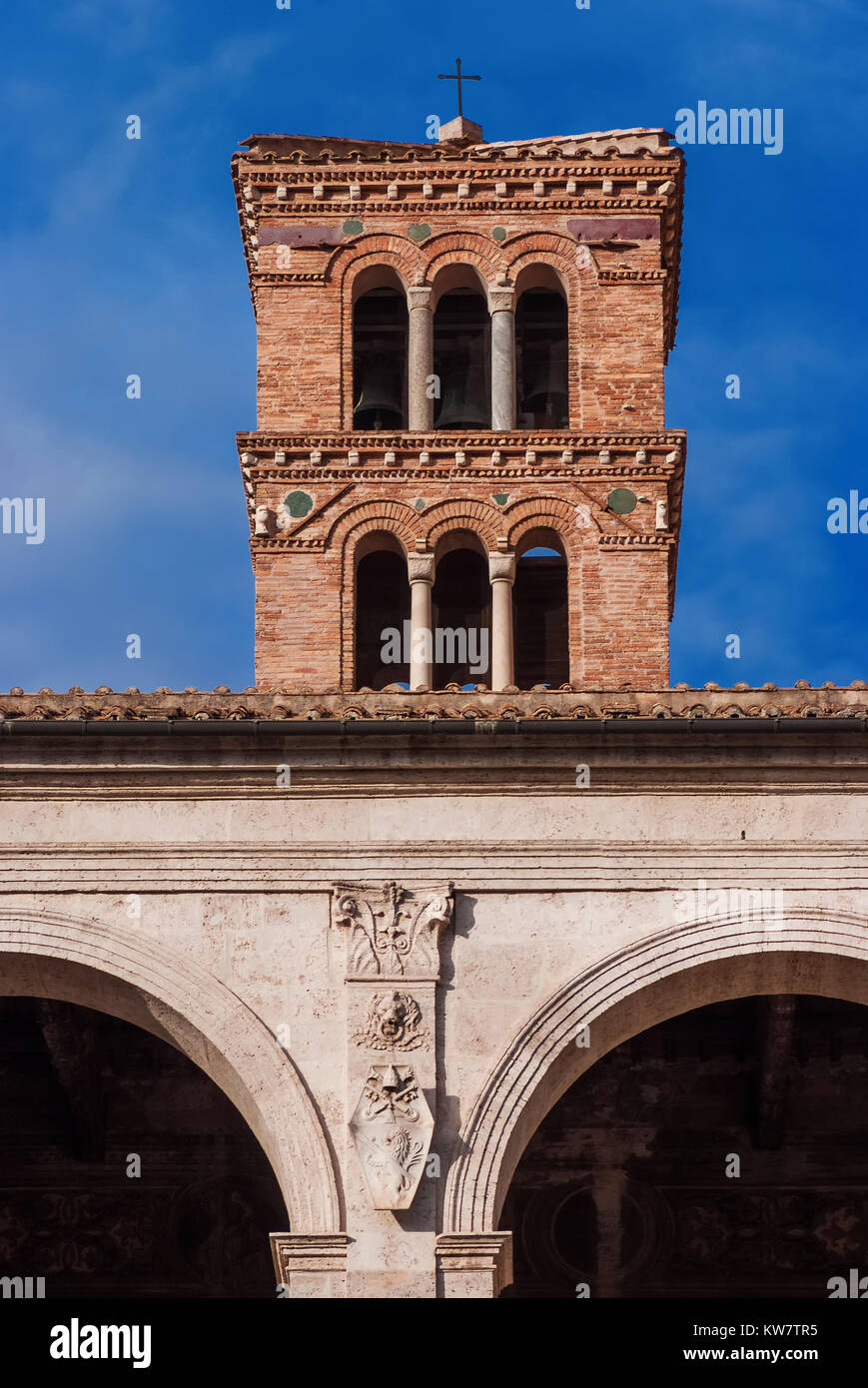 Window heraldry heraldic hi-res stock photography and images - Alamy