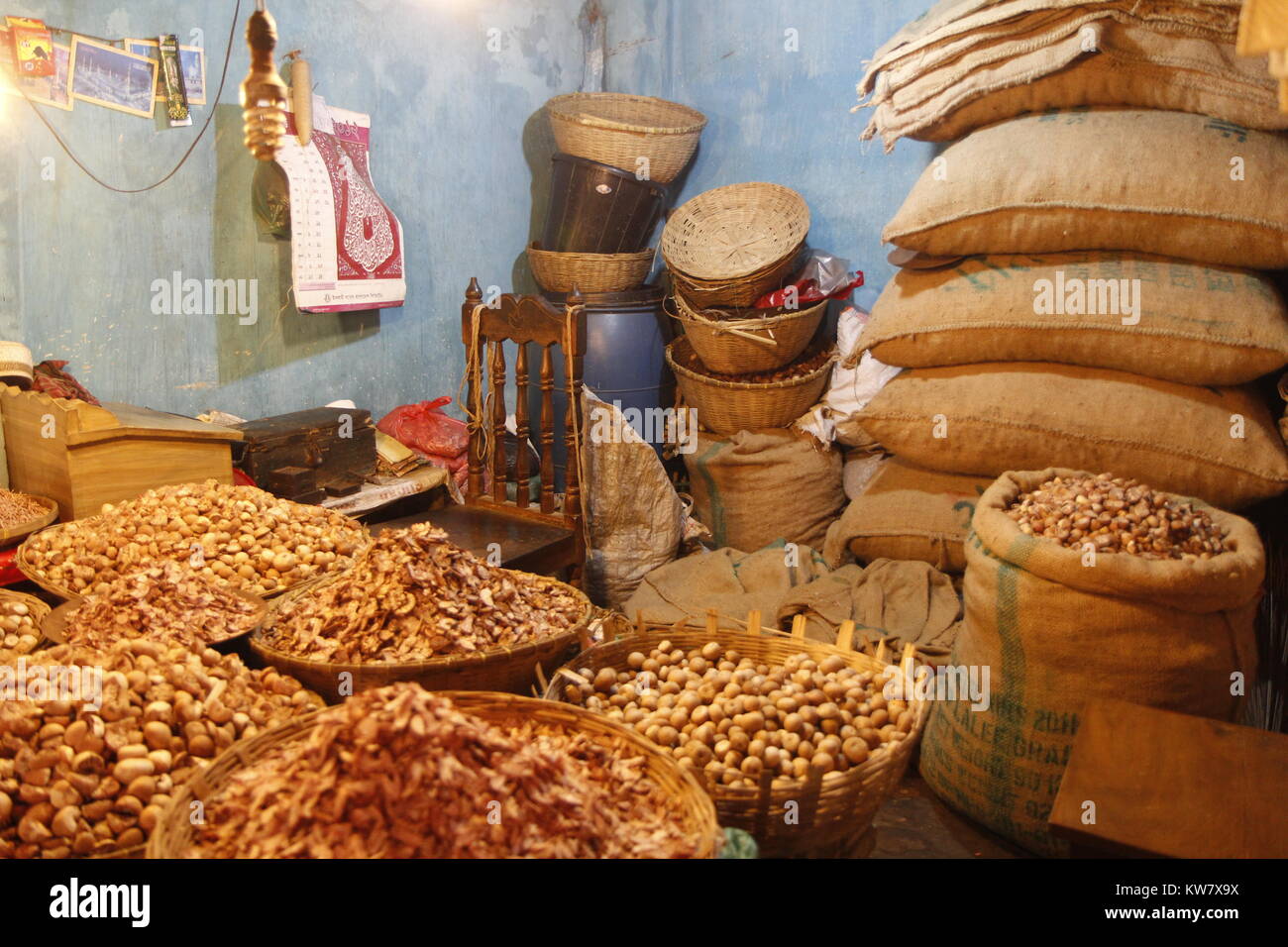 Beetle nut hi-res stock photography and images - Alamy