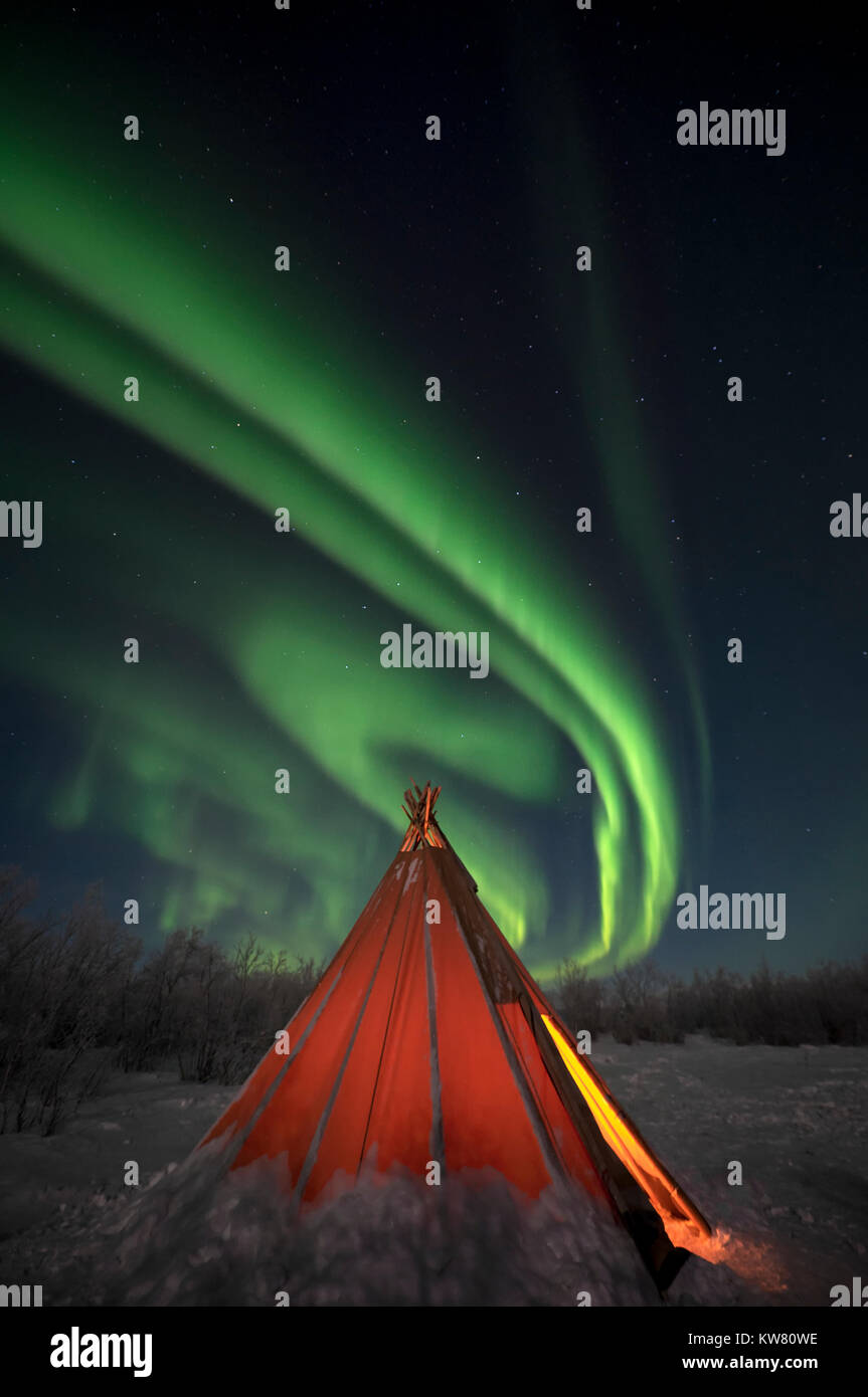 Teepee snow hi-res stock photography and images - Alamy