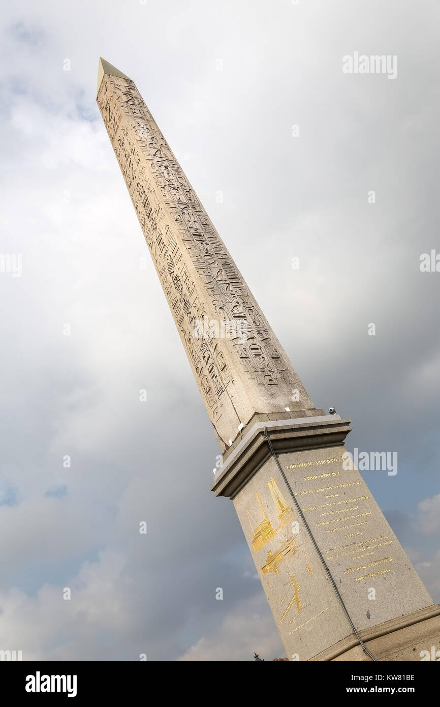 Luxor Obelisk in Place de la Concorde, Paris City, France Stock Photo ...