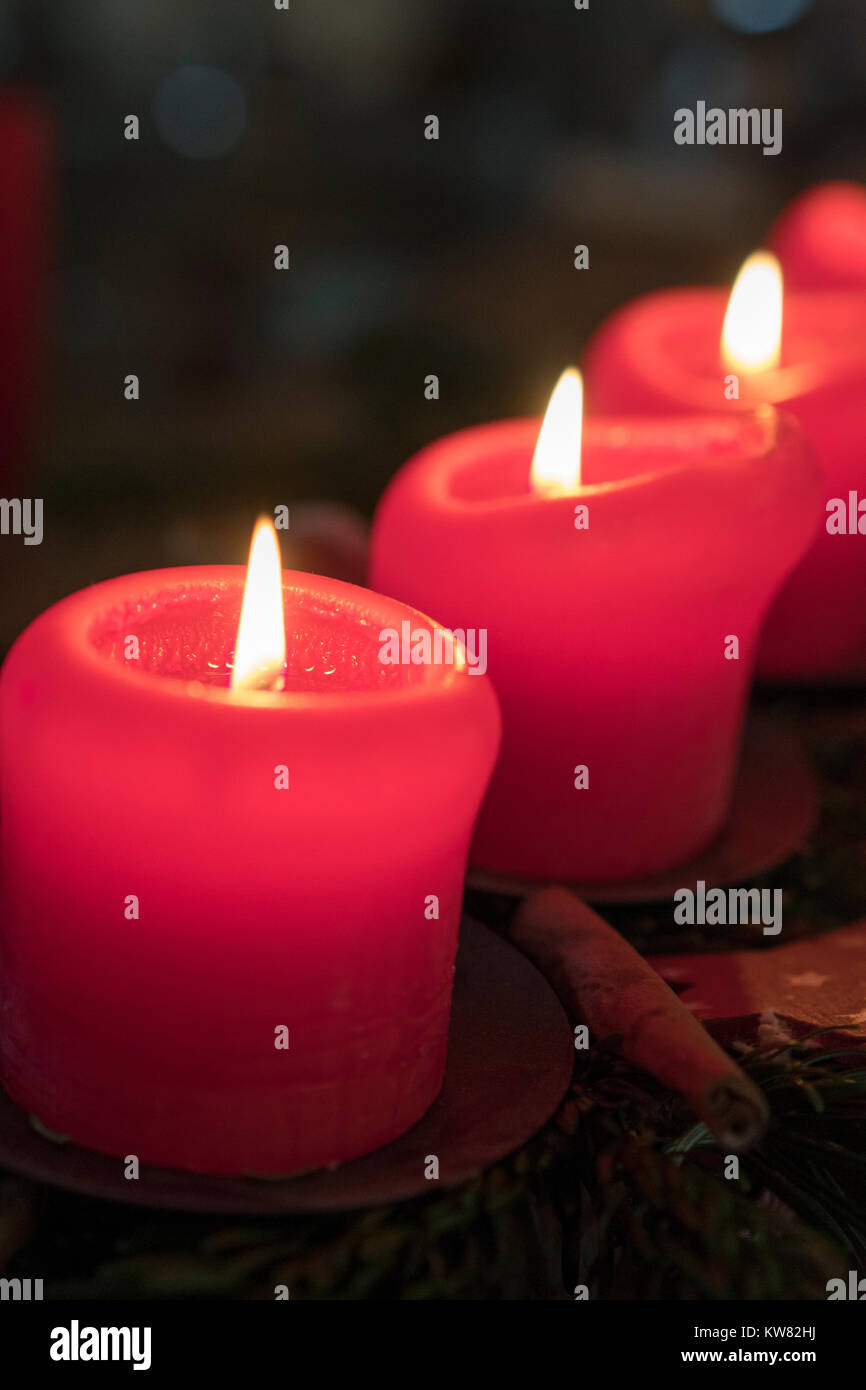 Four burning red candles advent hi-res stock photography and images - Alamy Four burning red candles advent hi-res stock photography and images - Alamy