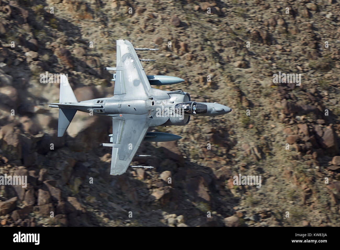Mcdonnell douglas av 8b harrier ii hi-res stock photography and images ...