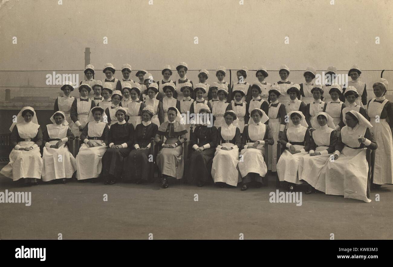 Matrons hi-res stock photography and images - Alamy