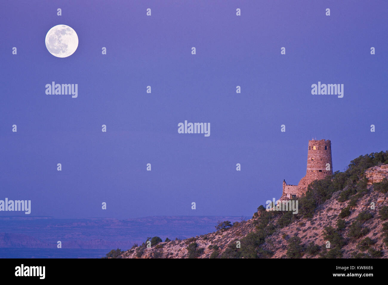 Full moon over arizona desert hi-res stock photography and images - Alamy