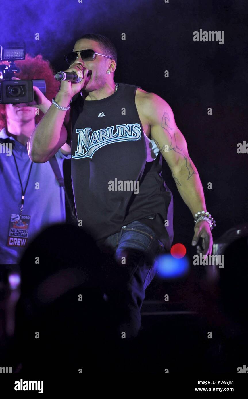 MIAMI - APRIL 10: Nelly performs at Sun Life Stadium after the Florida ...