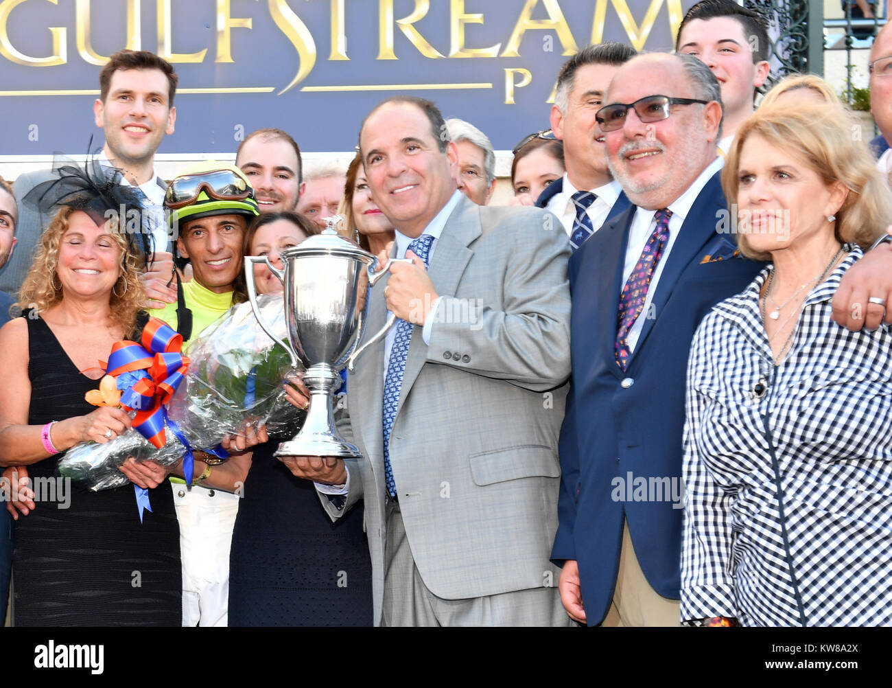 Number racing stables hi-res stock photography and images - Alamy