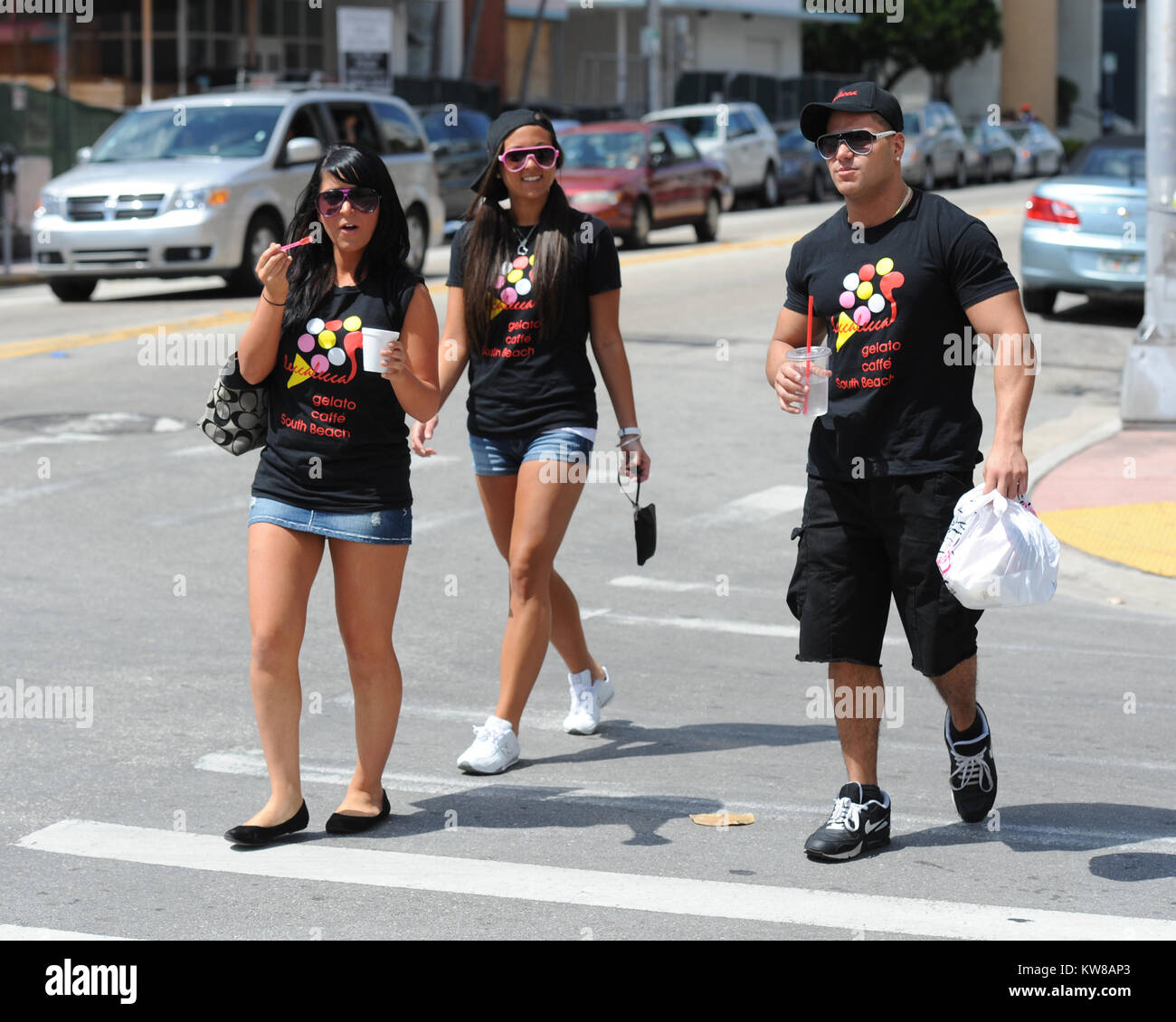 MIAMI, FL - Summer 2010: Angelina Pivarnick, Sammi Giancola on the set ...