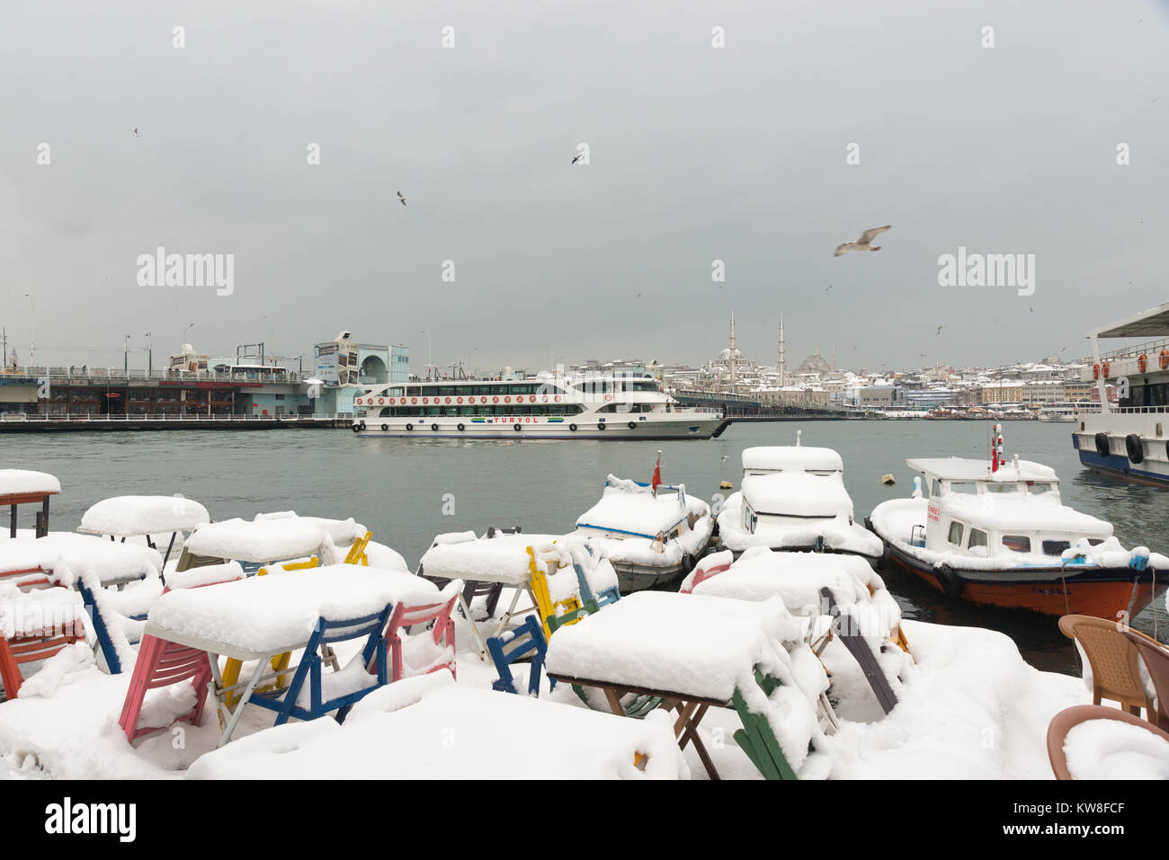 City of istanbul skyline 2015 hi-res stock photography and images - Alamy