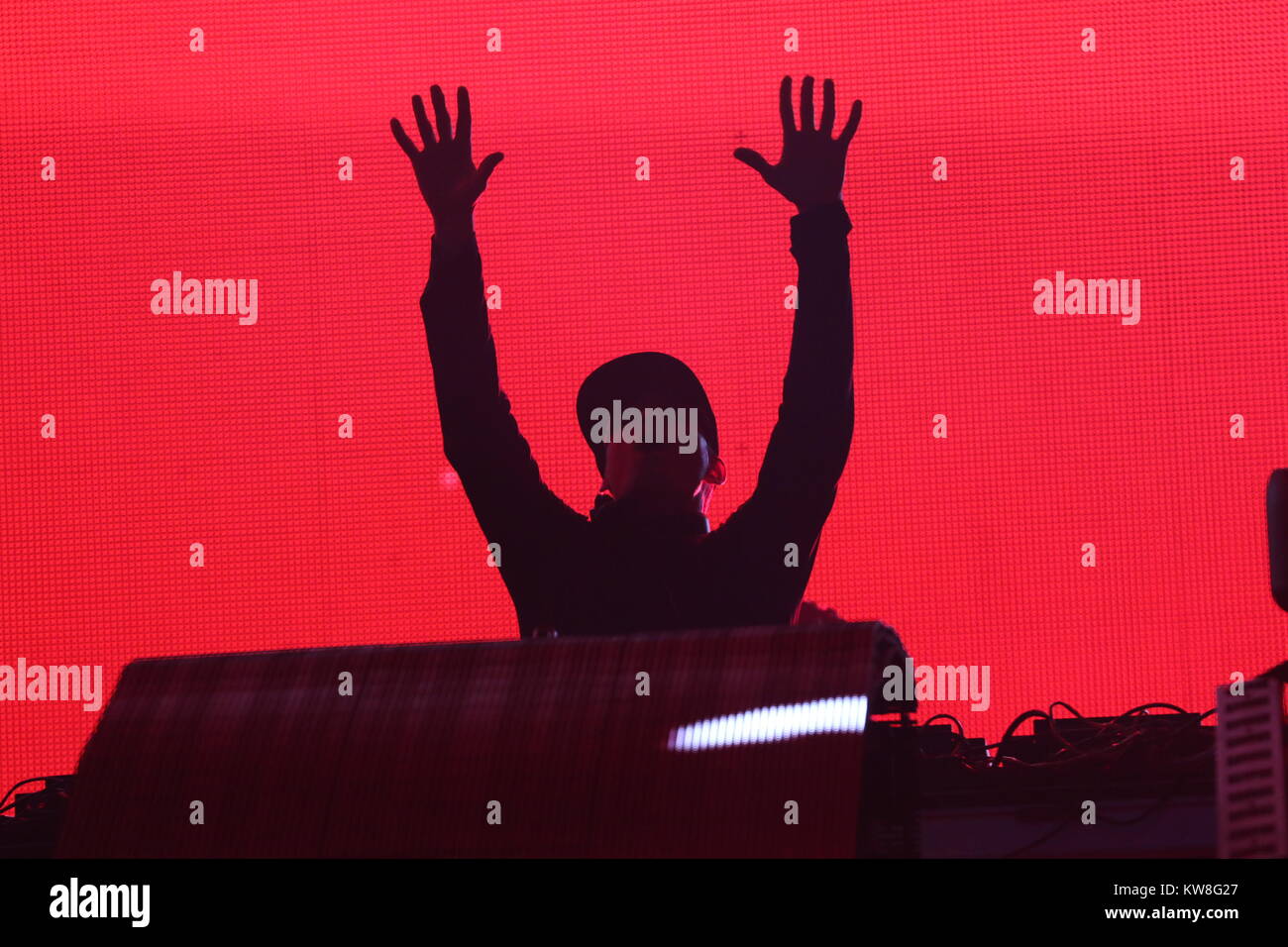 MIAMI, FL - MARCH 18: Kaskade performing at Ultra Music Festival 2016 ...