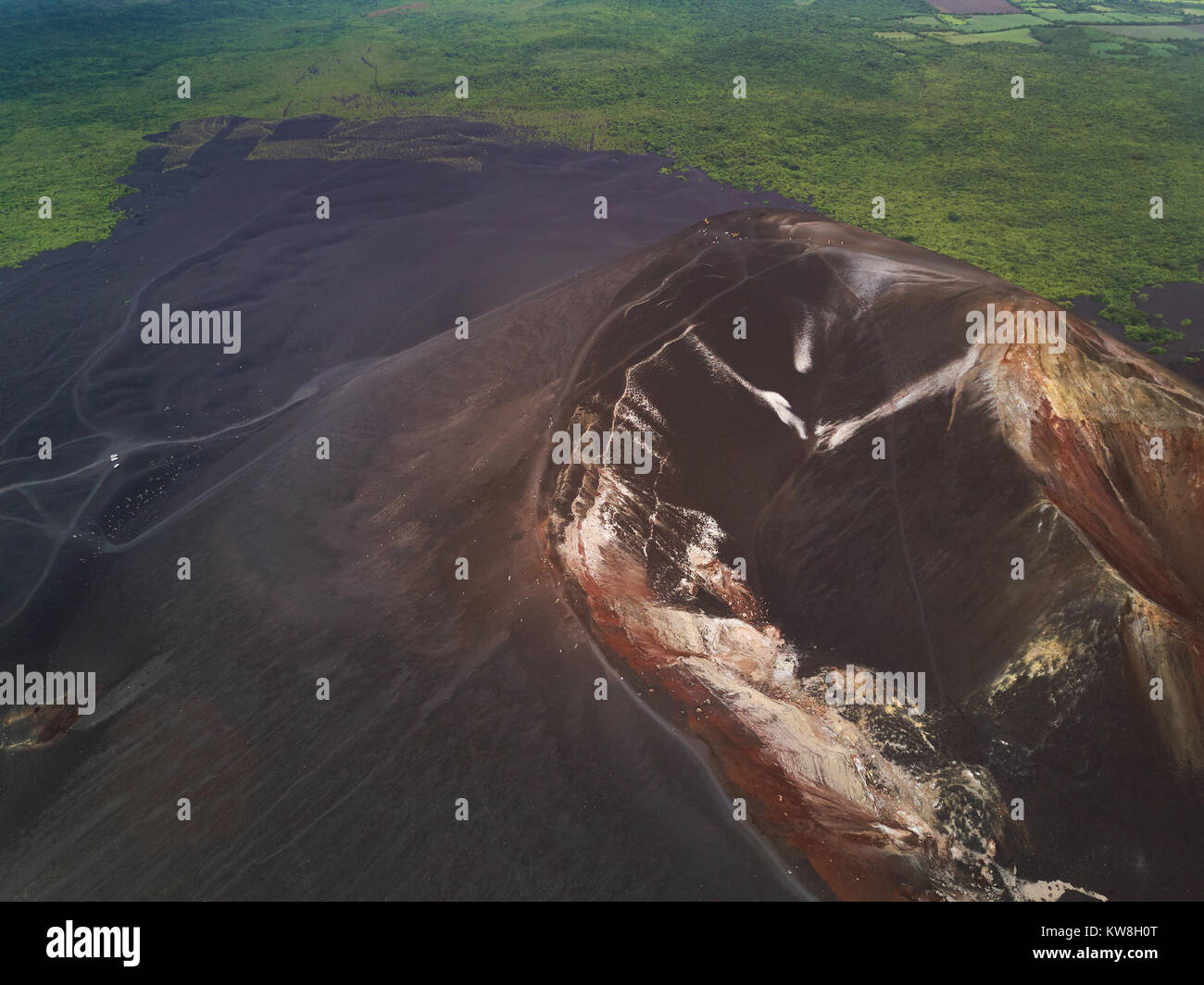 Black volcano hi-res stock photography and images - Alamy
