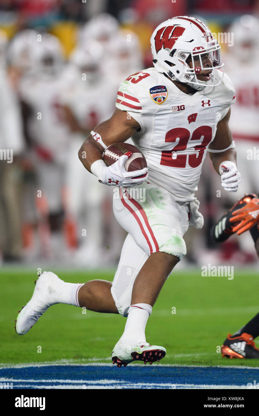 Wisconsin Badgers running back Jonathan Taylor (23) during the Capital ...
