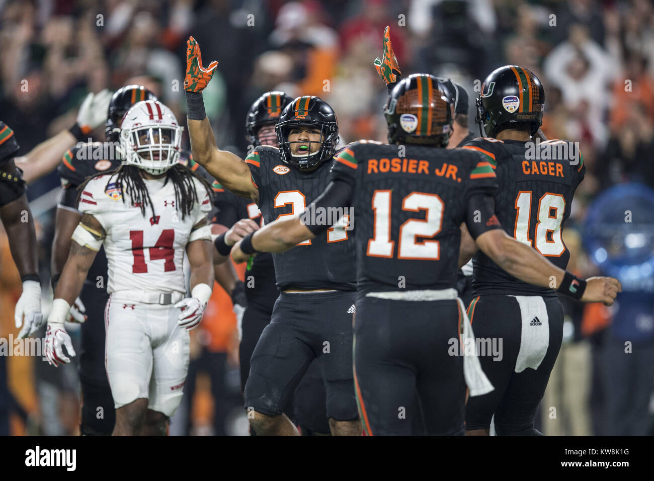 Miami hurricanes running back hi-res stock photography and images - Alamy