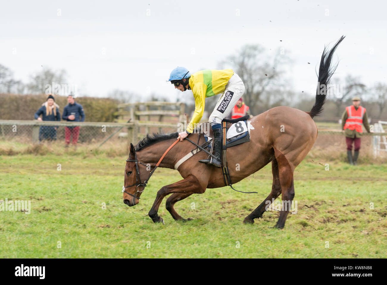 Jockey falling horse racing hi-res stock photography and images - Alamy