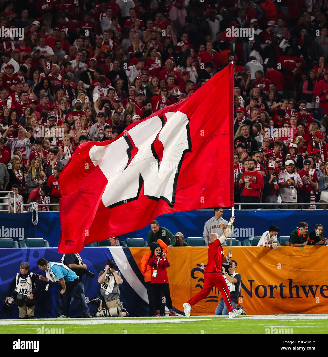 Wisconsin badgers flag hi-res stock photography and images - Alamy