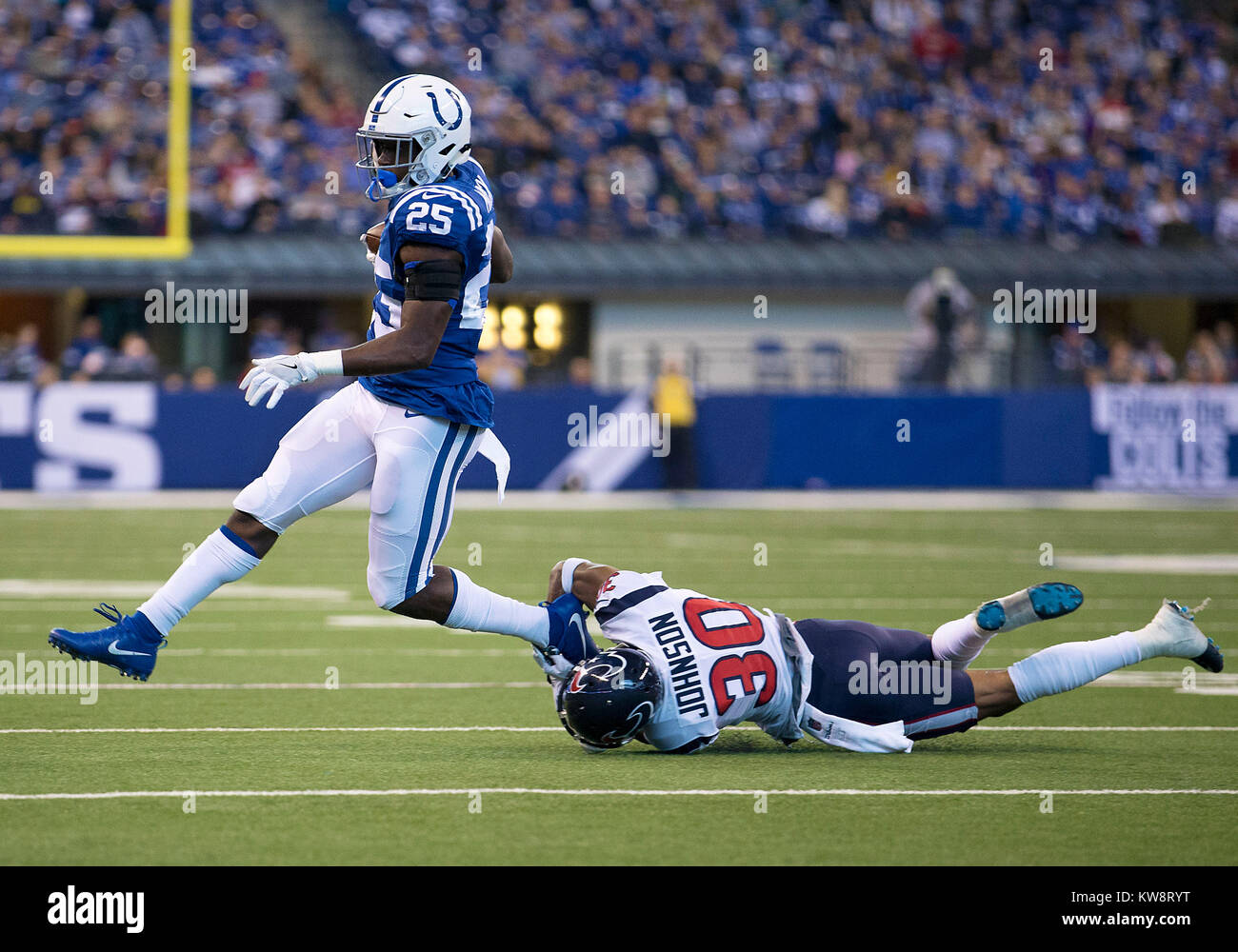 December 31, 2017: Indianapolis Colts running back Marlon Mack (25 ...