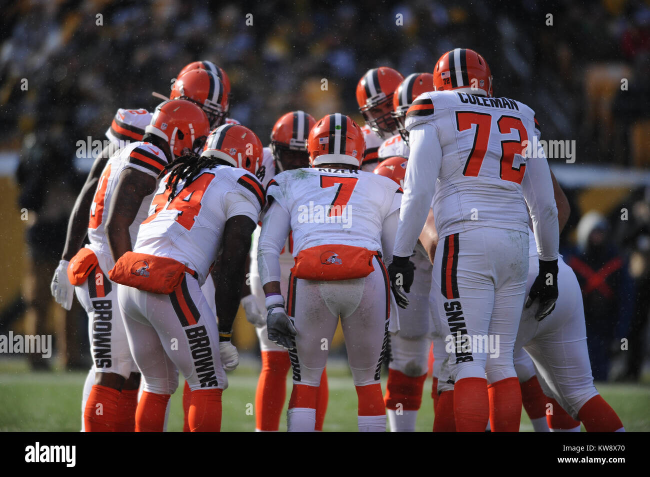 Pittsburgh, PA, USA. 31st Dec, 2017. Browns DeShone Kizer #7 during the ...