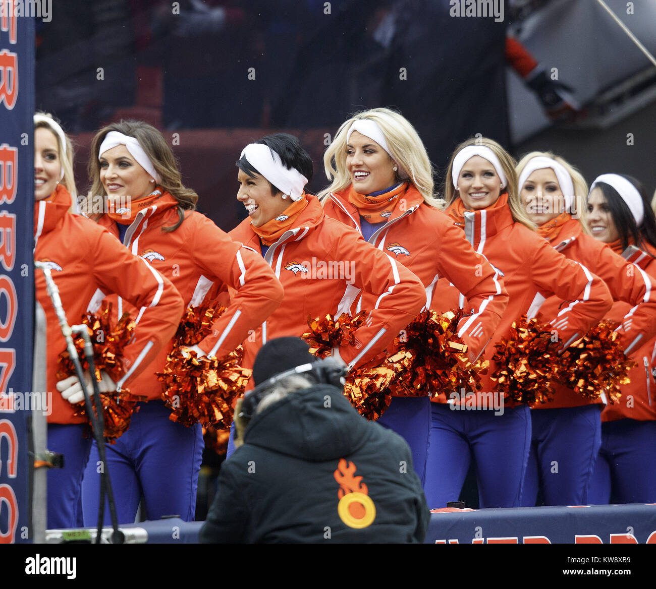 Denver, Colorado, USA. 31st Dec, 2017. The Denver Broncos Cheerleaders ...