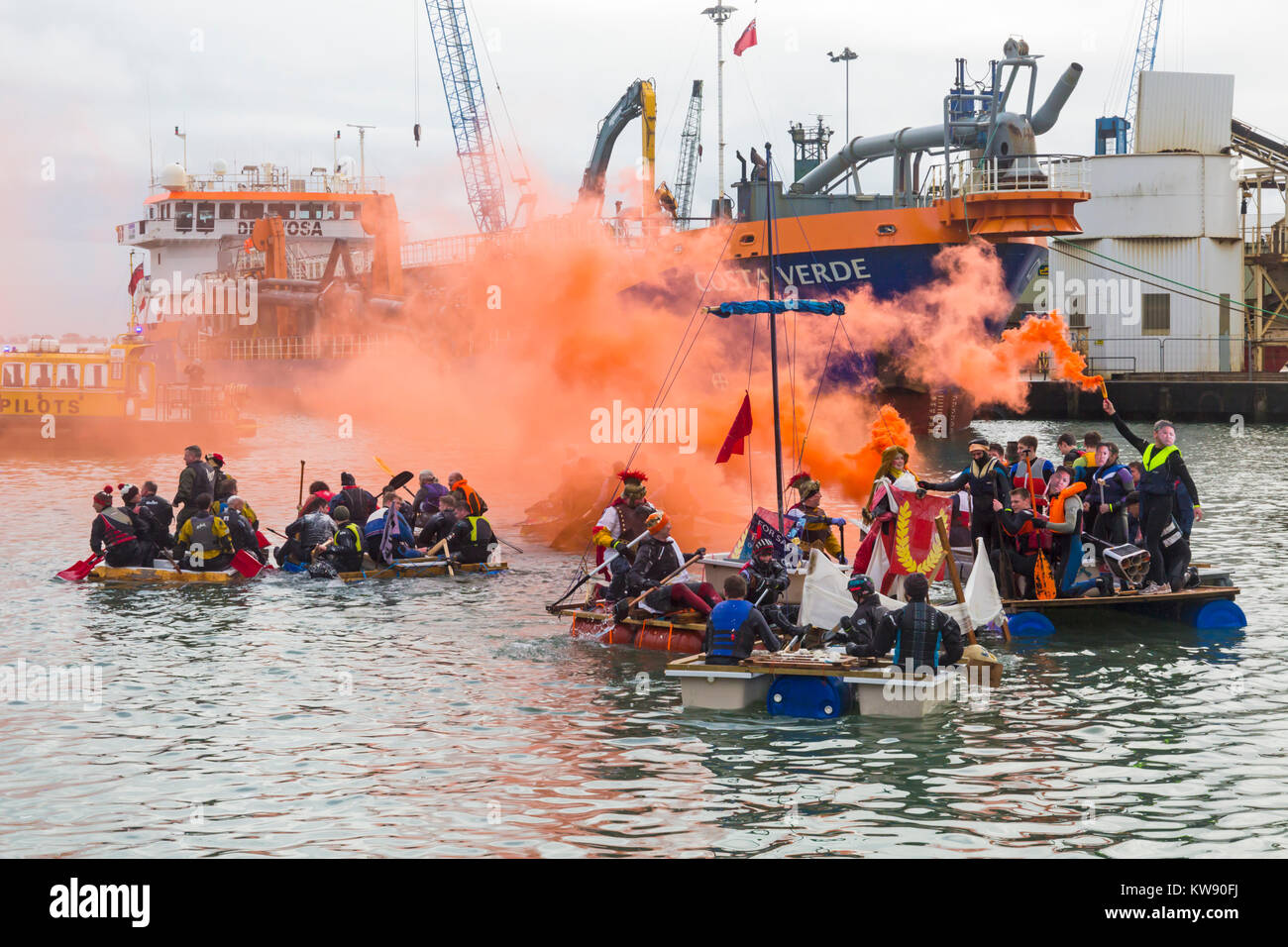Smoke bath hi-res stock photography and images - Alamy