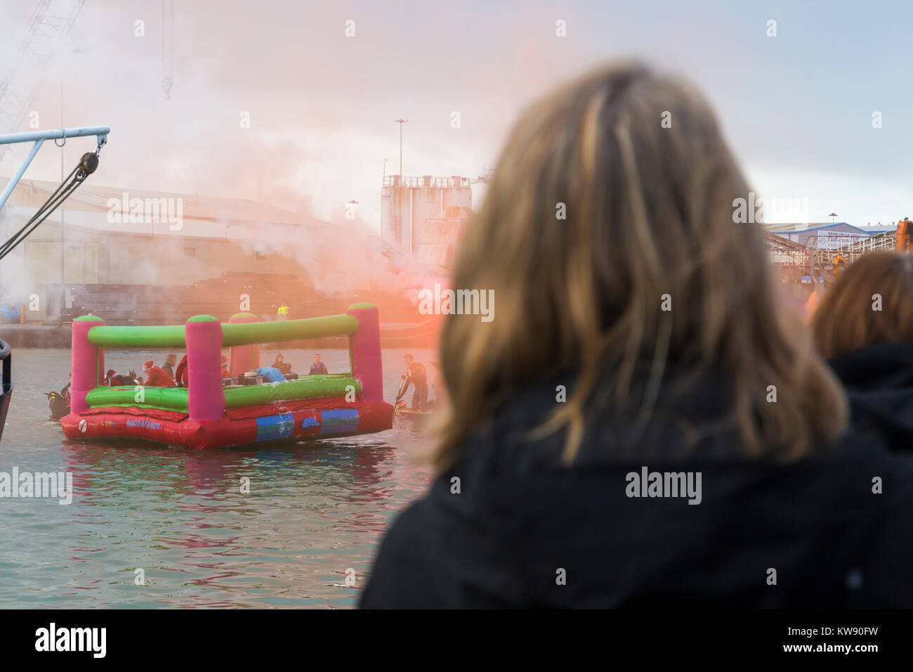 Floating boxing ring hi-res stock photography and images - Alamy