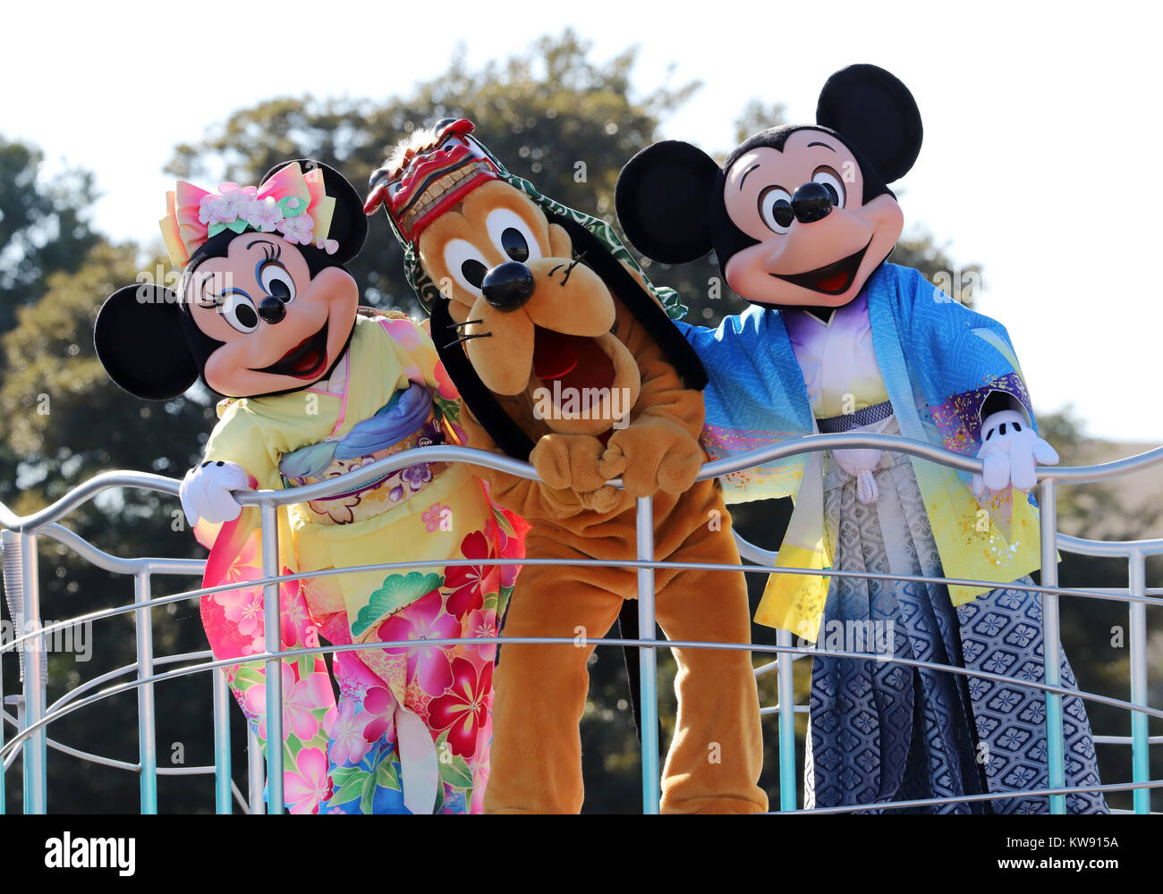 Mickey mouse tokyo disneyland japan hi-res stock photography and images ...