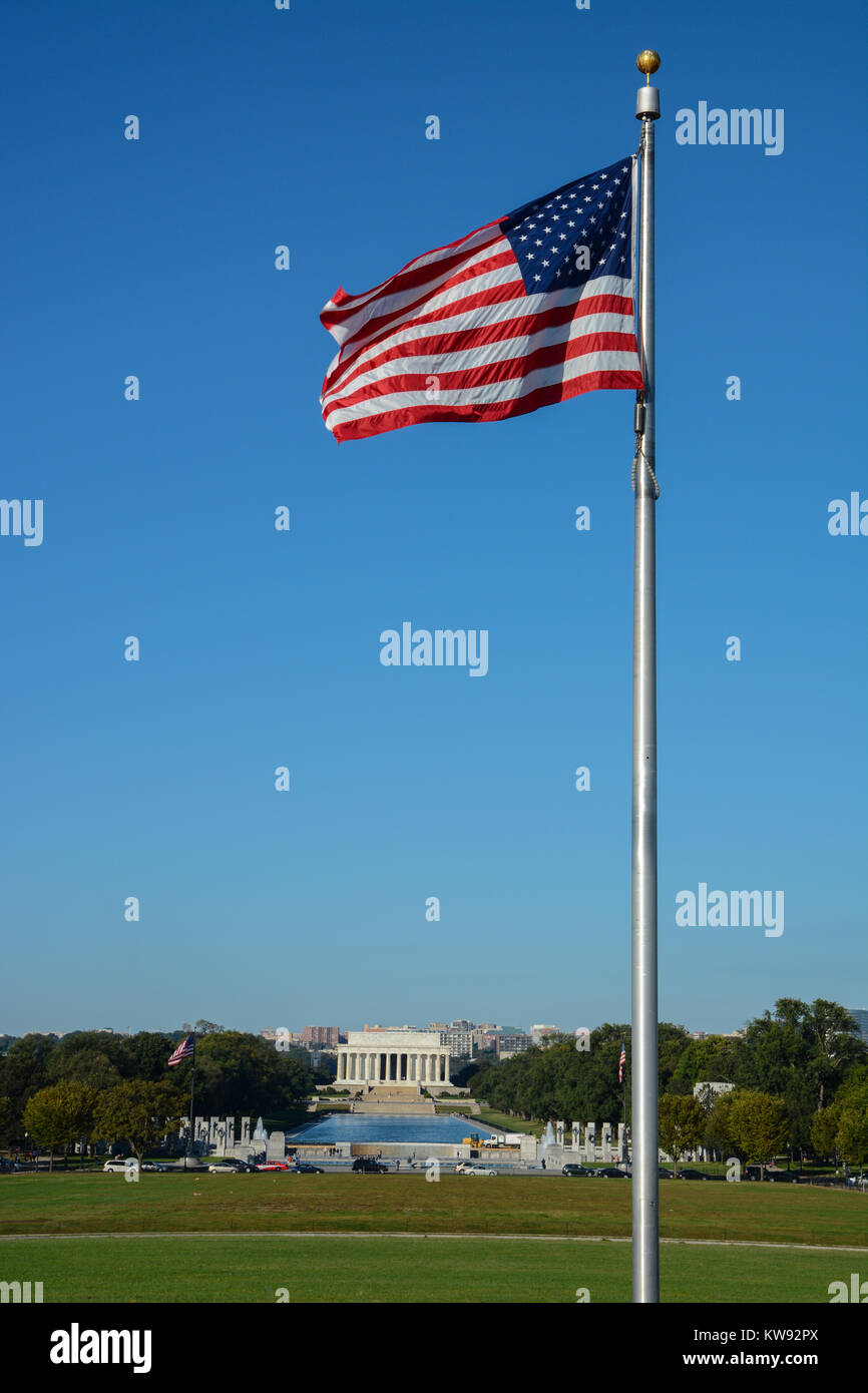 Washington dc american flag washington monument hi-res stock ...