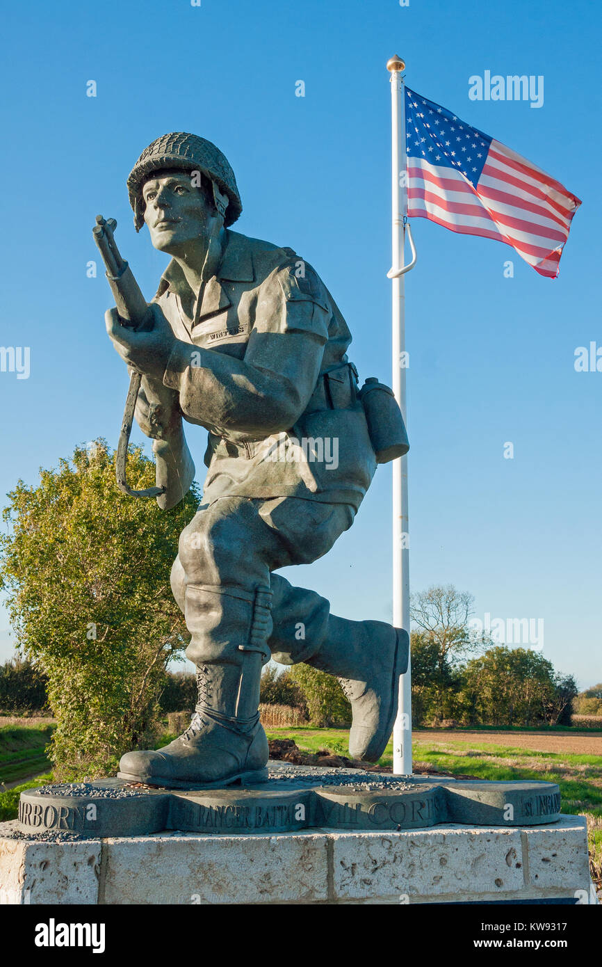 Statue of Captain Richard Winters, of Band of Brothers TV series fame ...
