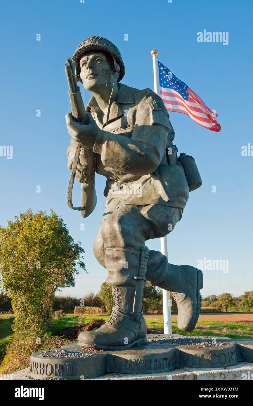 Statue of Captain Richard Winters, of Band of Brothers TV series fame ...