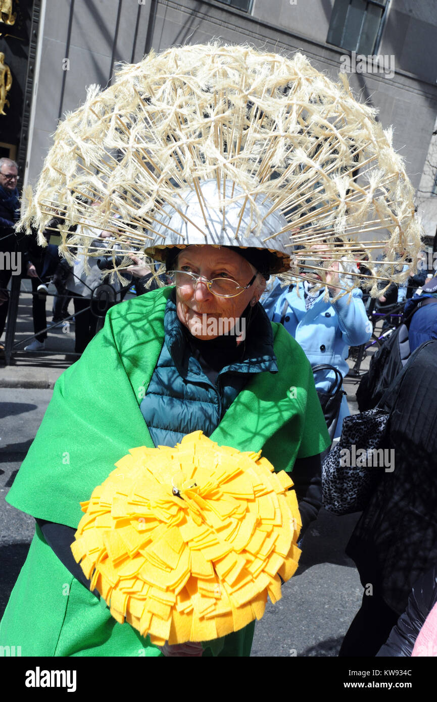 NEW YORK, NEW YORK - MARCH 27: Parade participants display costumes ...