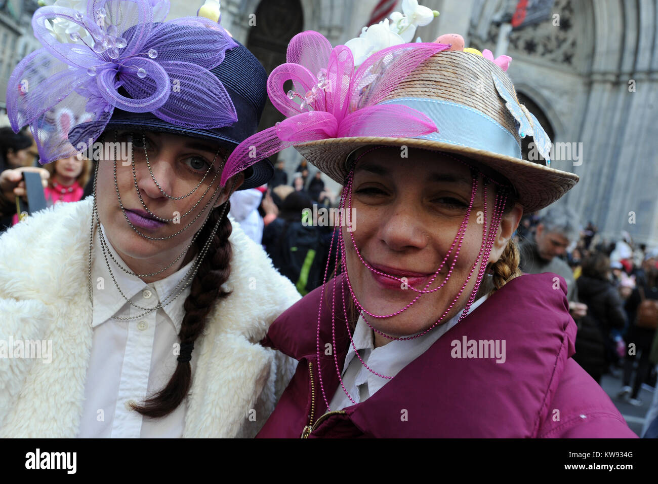 NEW YORK, NEW YORK - MARCH 27: Parade participants display costumes ...