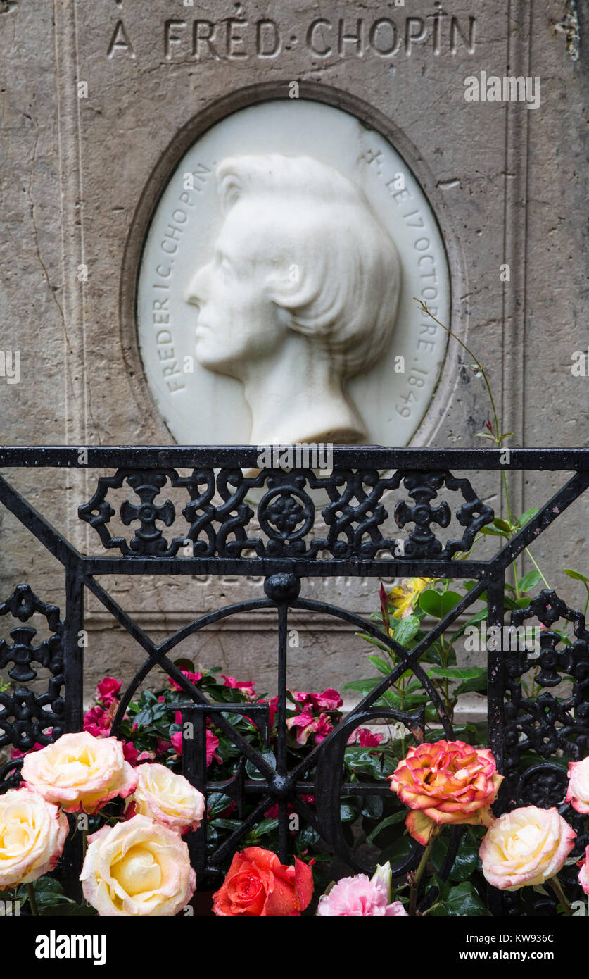 France, Paris (75), Frederick Chopin's grave, Pere Lachaise cemetery ...