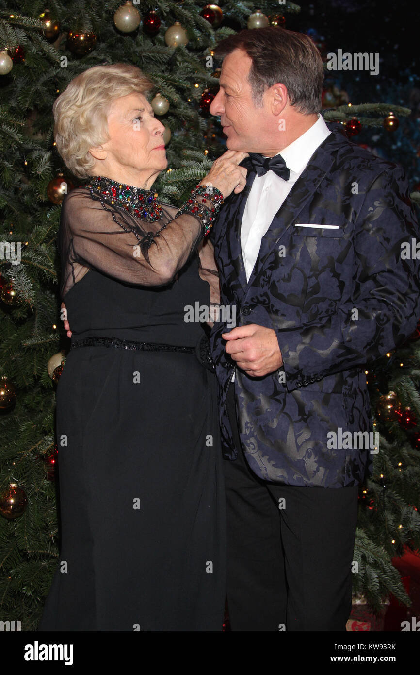 Recording of german ZDF TV Show 'Heiligabend mit Carmen Nebel ...