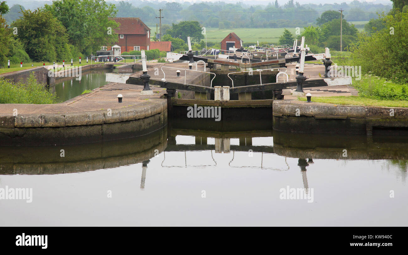 grand union canal at knowle locks west midlands Stock Photo - Alamy