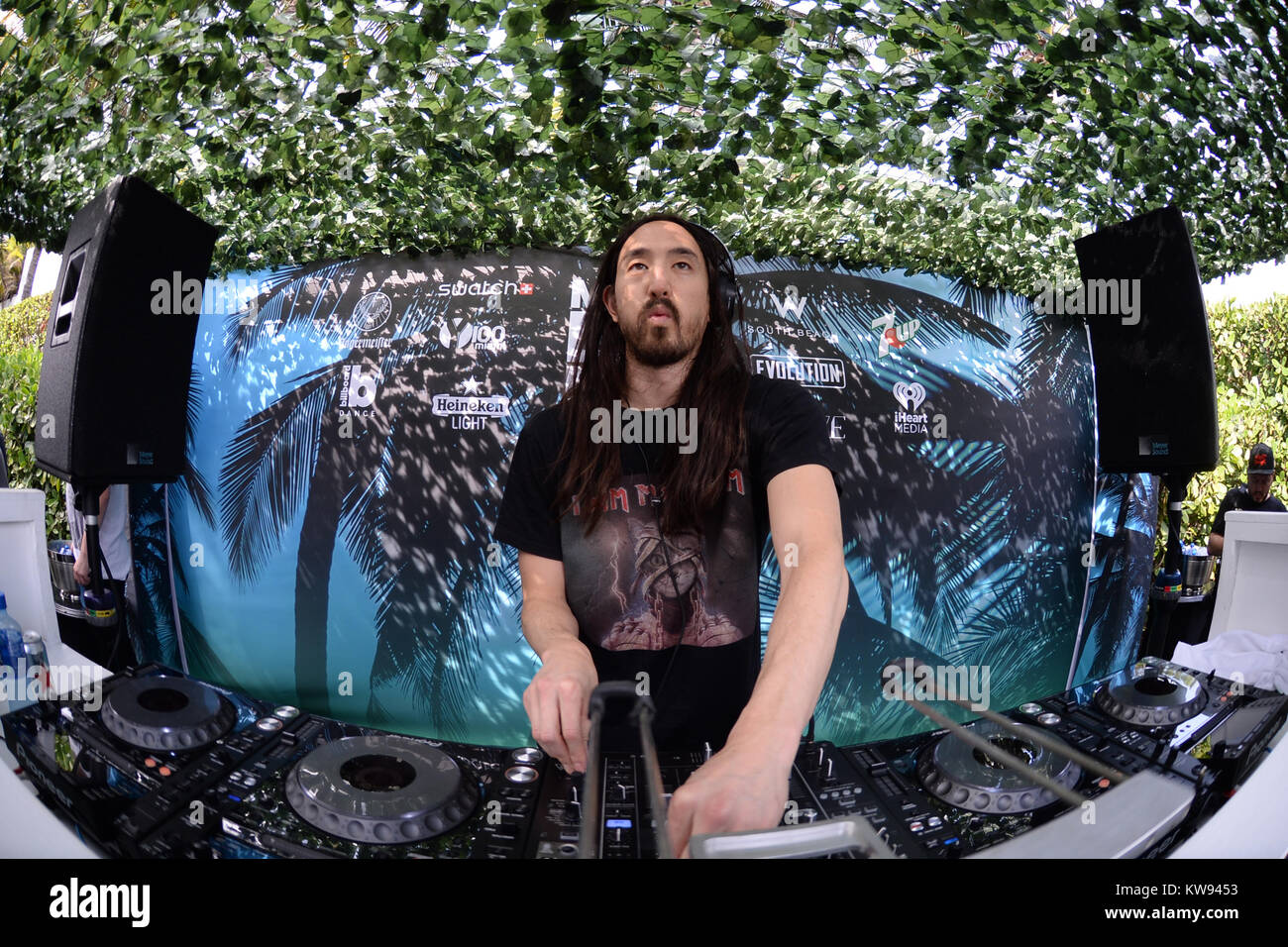 Group nge hi-res stock photography and images - Alamy