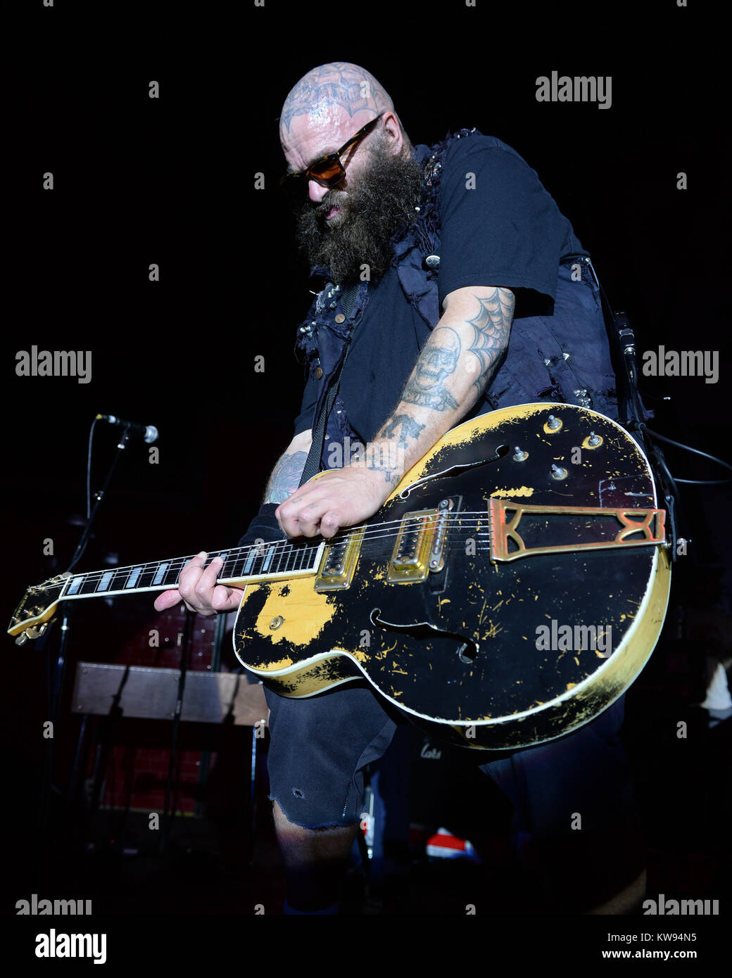 FORT LAUDERDALE, FL - MARCH 17: Tim Armstrong of Rancid performs at ...
