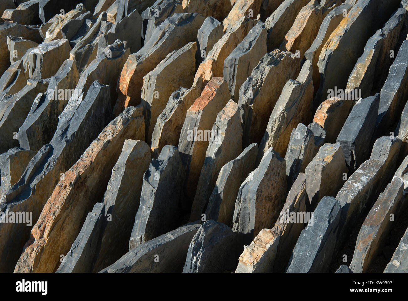 Building a rock rack garden in the city Stock Photo - Alamy