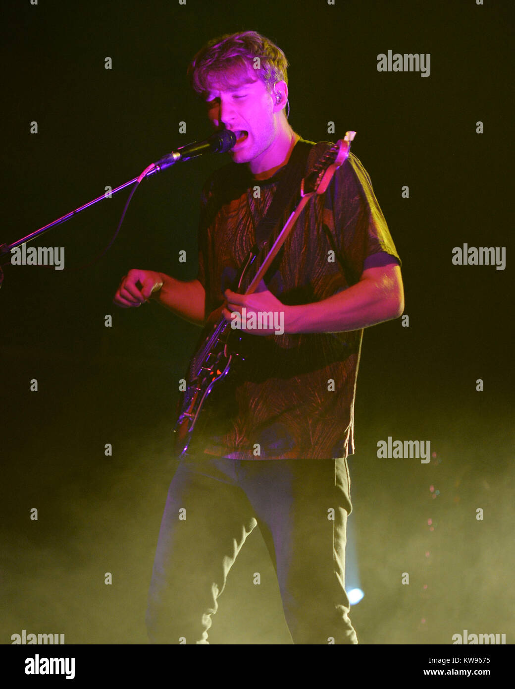 Glass animals band hi-res stock photography and images - Alamy