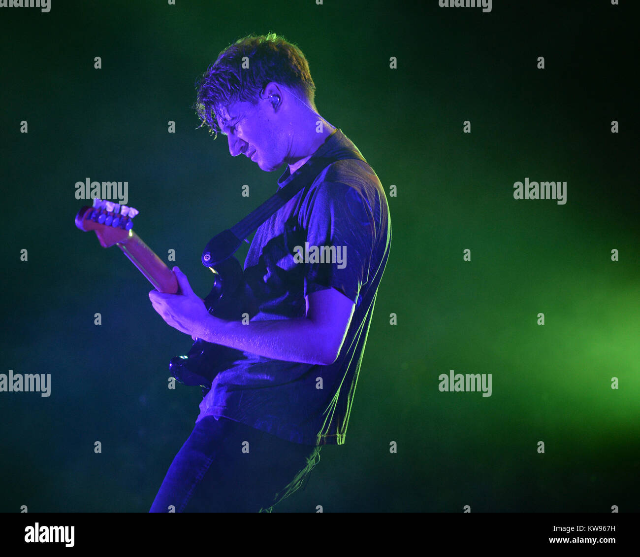 FORT LAUDERDALE, FL - DECEMBER 08: Dave Bayley of Glass Animals ...