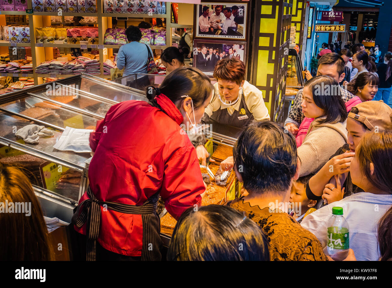 macau crowded shopping street stores Stock Photo - Alamy