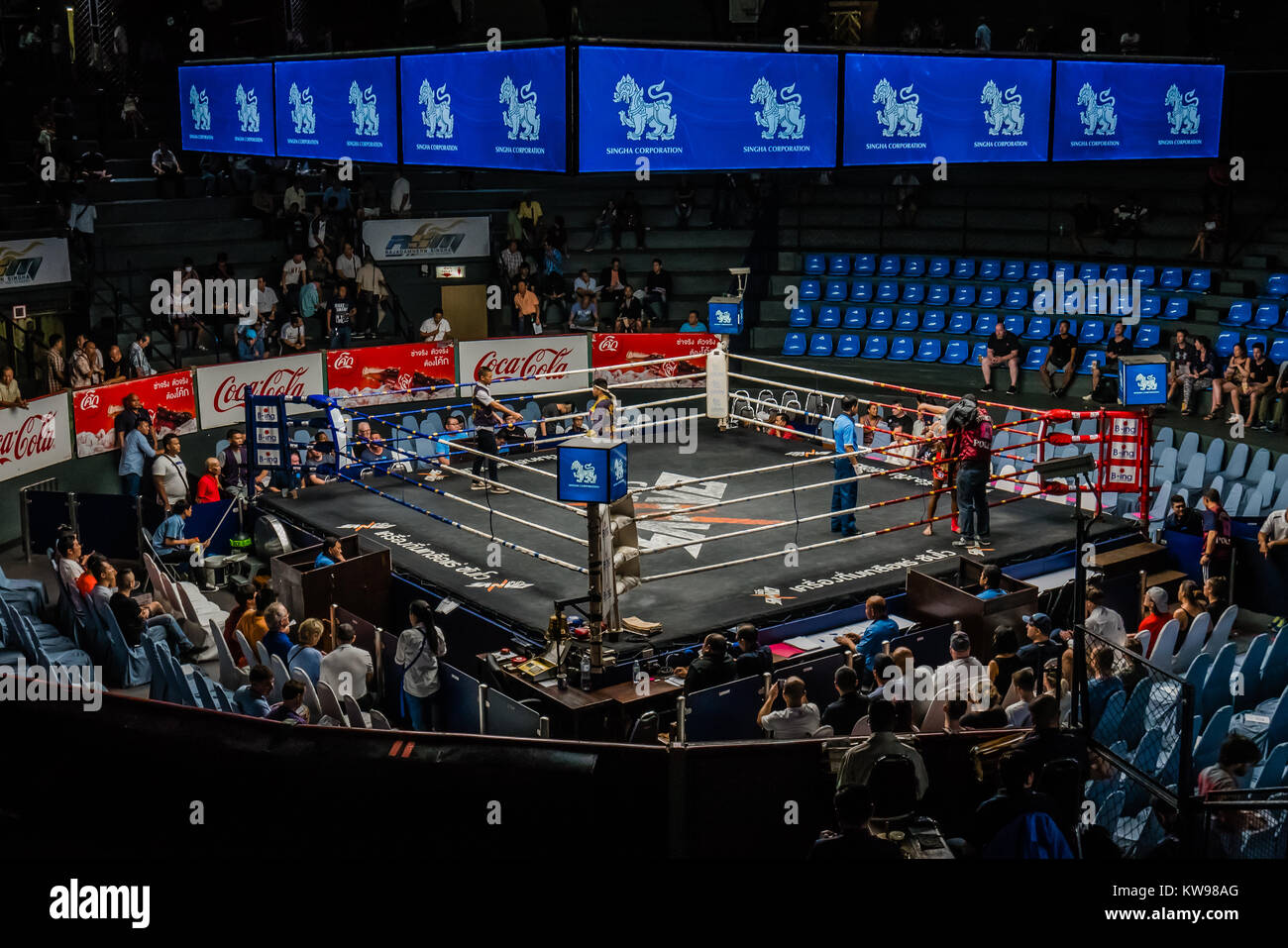 Rajadamnern thai boxing stadium hi-res stock photography and images - Alamy