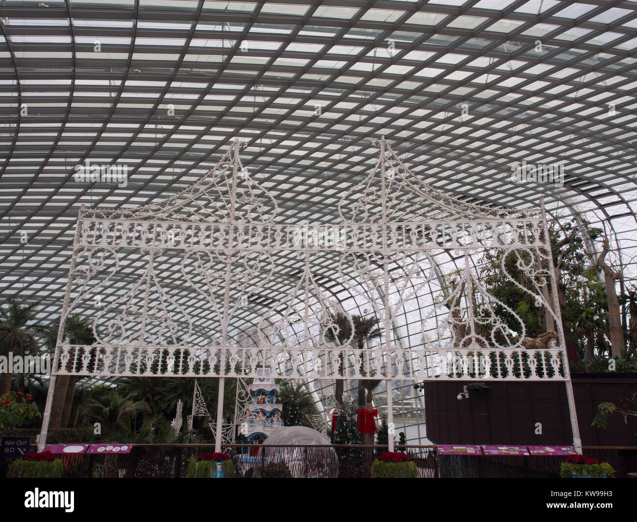 Singapore flower dome hi-res stock photography and images - Alamy