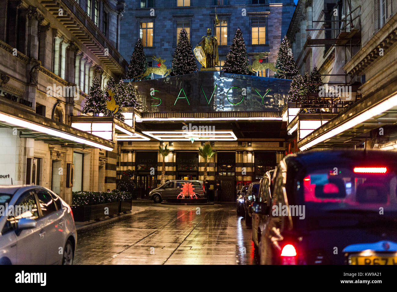 Art deco london strand hi-res stock photography and images - Alamy