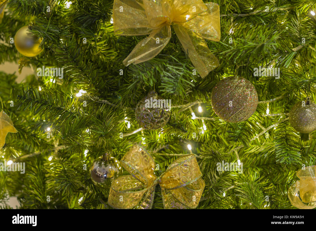 Christmas texture for backgrounds, Christmas tree, pine tree, decorated ...