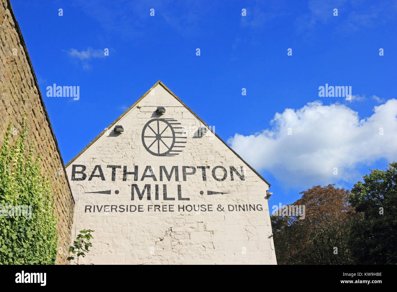 Bathampton Mill riverside public house and restaurant, Bathampton, Bath ...