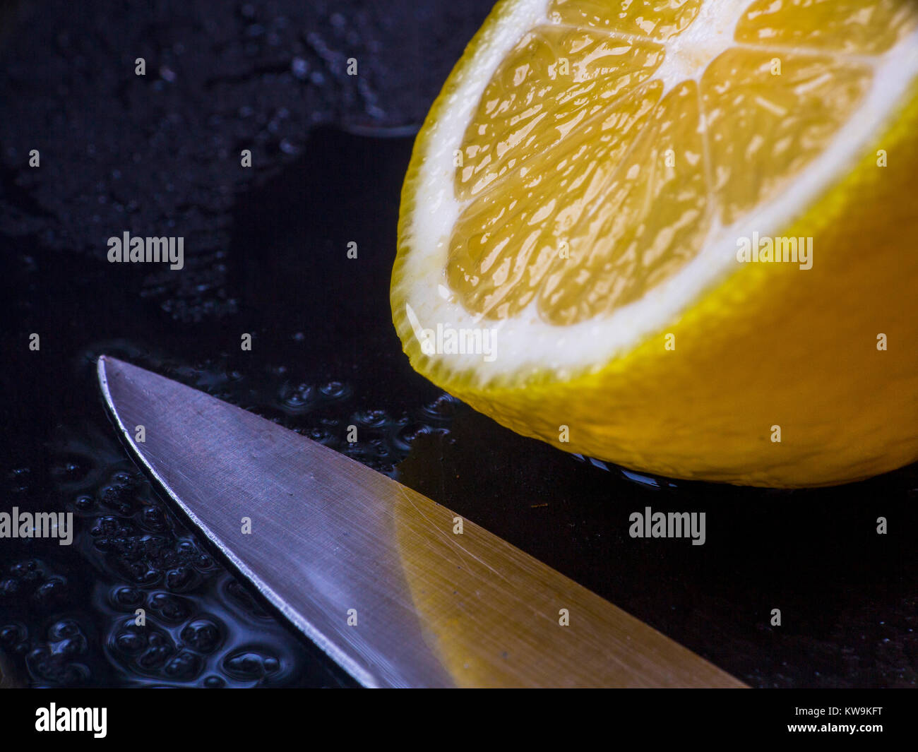 A macro photograph of a fresh sliced lemon Stock Photo - Alamy