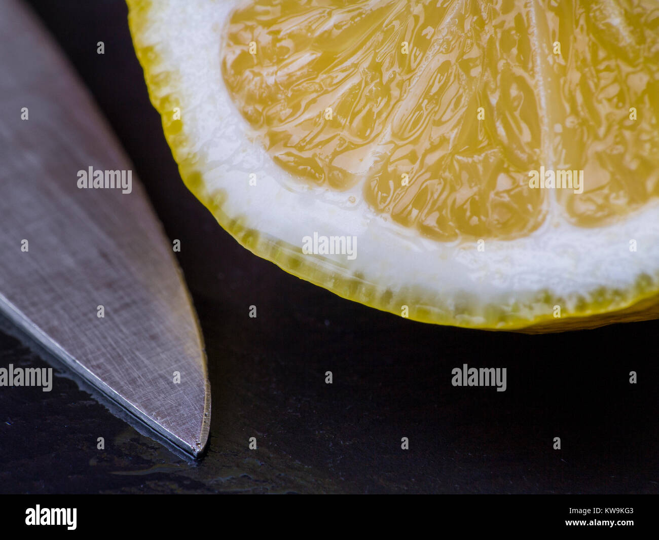 A macro photograph of a fresh sliced lemon Stock Photo - Alamy