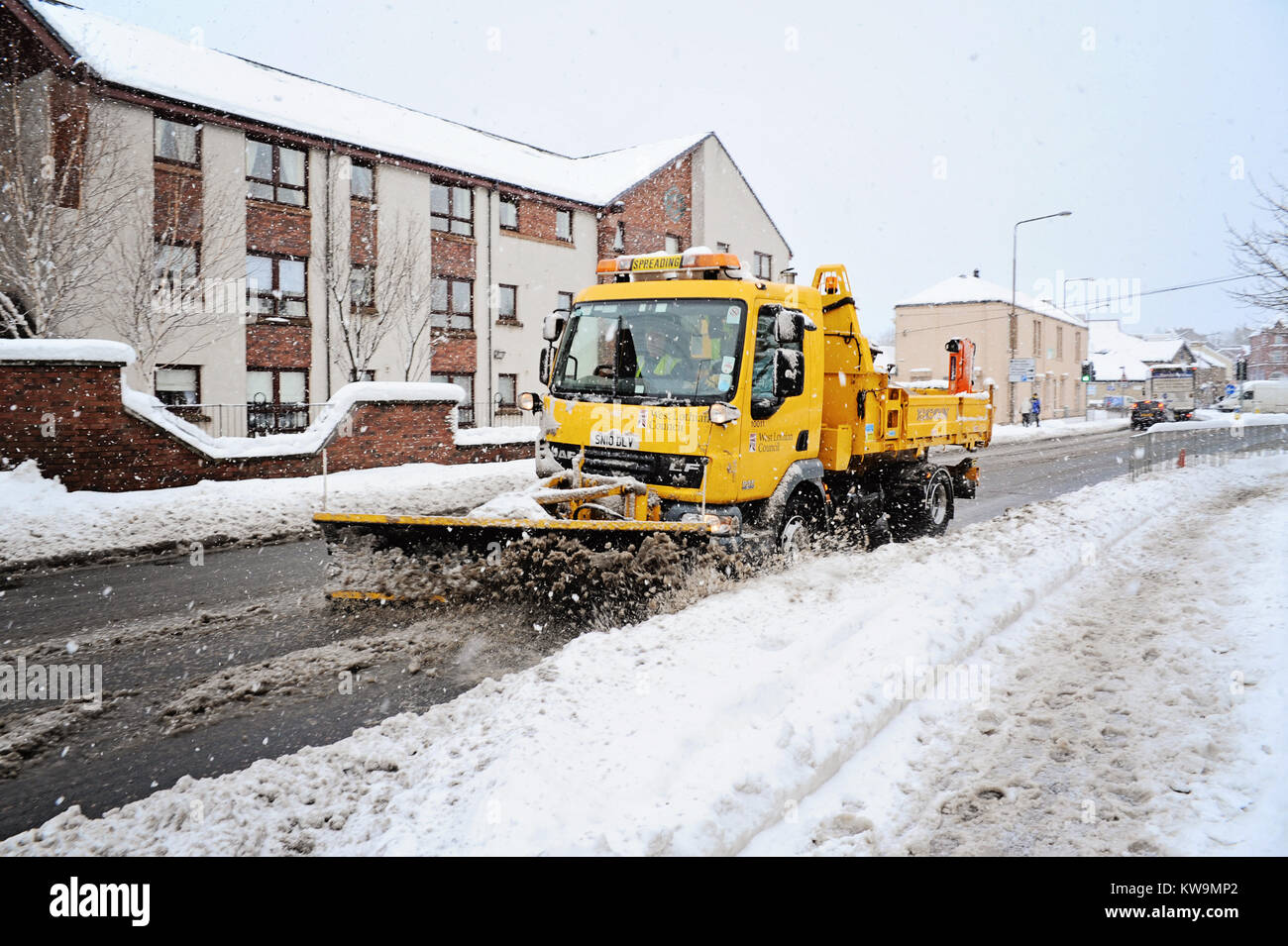 Scottish street snow hi-res stock photography and images - Alamy