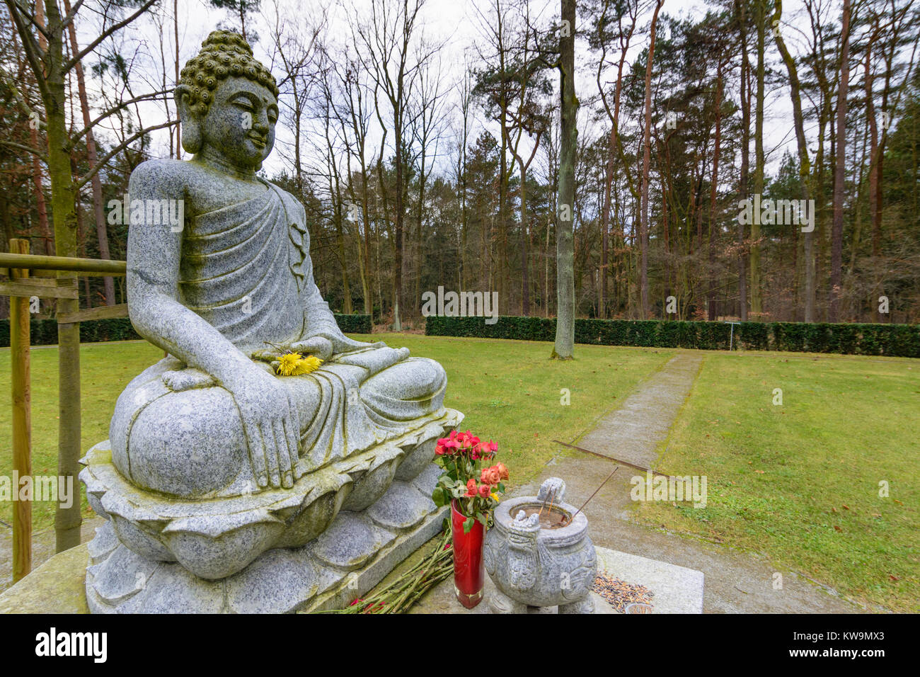 Buddhist cemetery graveyard Stock Photo - Alamy