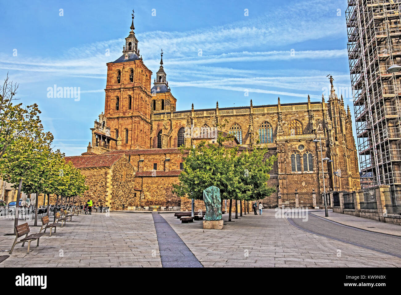 Catedral de astorga hi-res stock photography and images - Alamy