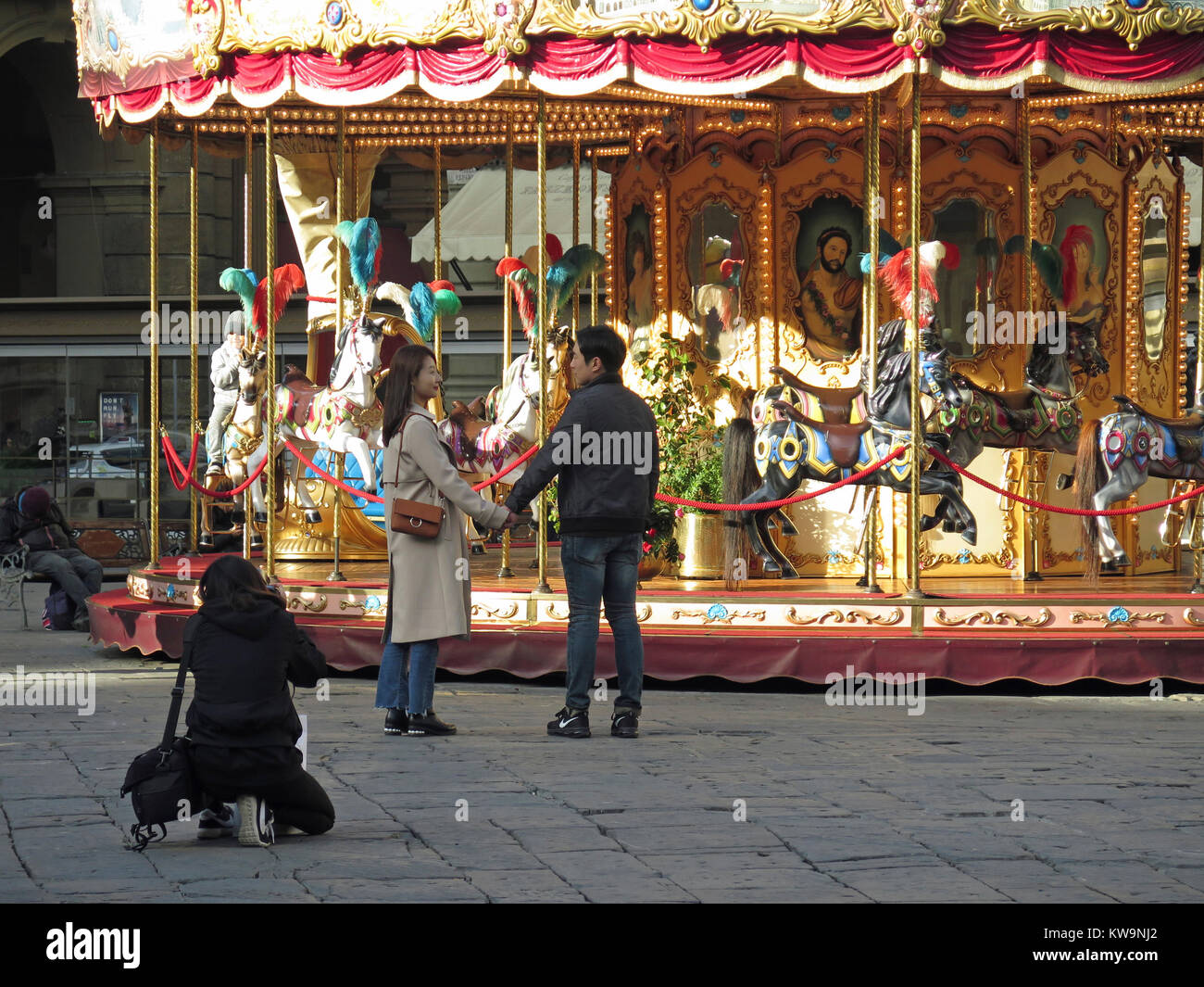 Tourists in romantic city hi-res stock photography and images - Alamy